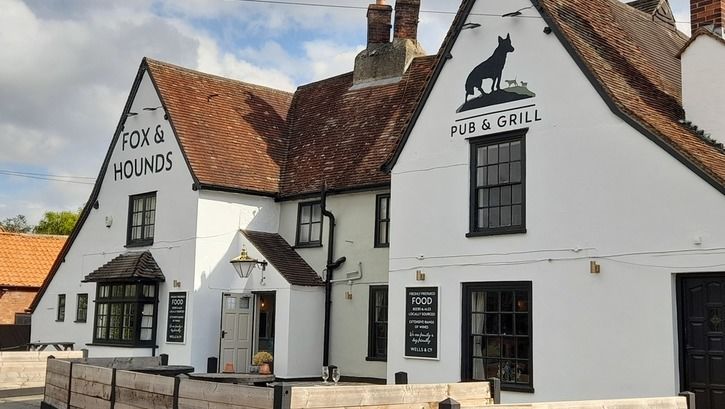 Fox & Hounds, Riseley - Wells & Co